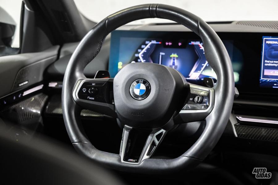 Melns BMW 520 2025 Viļņa, ar dzinēja tilpumu 2.00 L un nobraukumu 64 tūkst. km par 56771 €, foto 25 vietnē AUTOMOTO.COM.LV