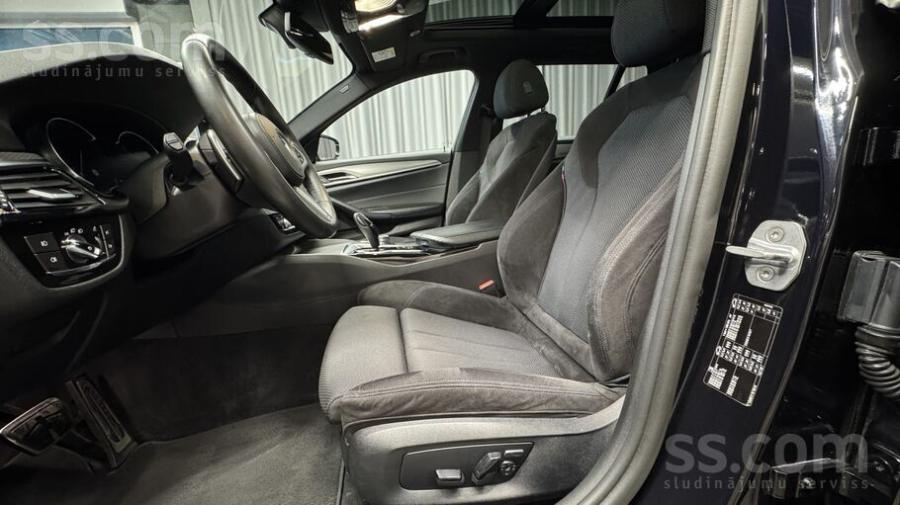 Blue BMW 520 2017 in Riga, with an engine capacity of 2.00 L and mileage of 163 thousand km for 18490 €, photo 24 on AUTOMOTO.COM.LV