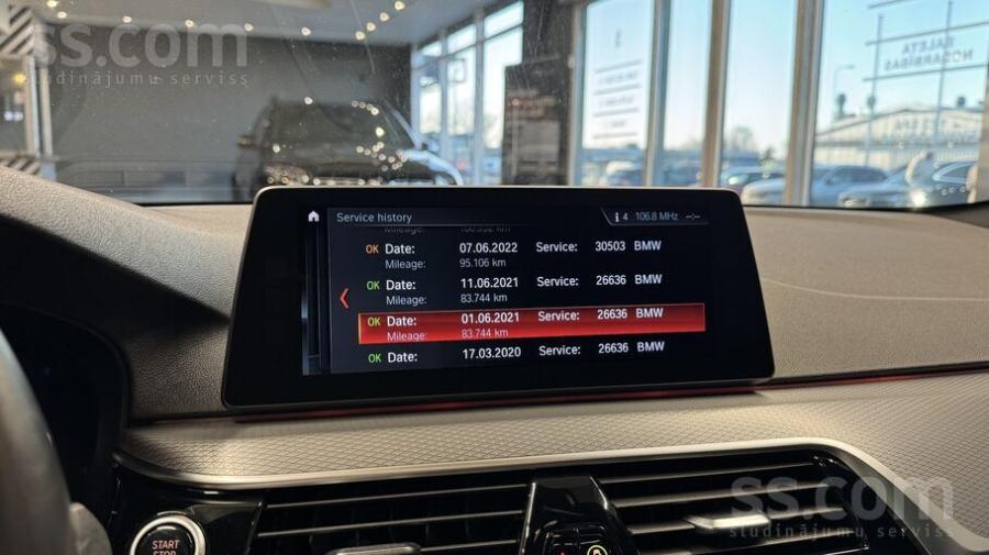 Blue BMW 520 2017 in Riga, with an engine capacity of 2.00 L and mileage of 163 thousand km for 18490 €, photo 30 on AUTOMOTO.COM.LV