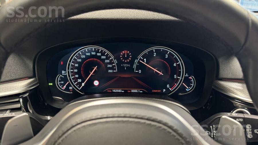 Blue BMW 520 2017 in Riga, with an engine capacity of 2.00 L and mileage of 163 thousand km for 18490 €, photo 32 on AUTOMOTO.COM.LV