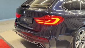 Blue BMW 520 2017 in Riga, with an engine capacity of 2.00 L and mileage of 163 thousand km for 18490 €, photo 10 on AUTOMOTO.COM.LV