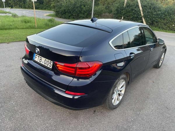 Blue BMW 520 2013 in Kaunas, with an engine capacity of 2.00 L and mileage of 224 thousand km for 12400 €, photo 8 on AUTOMOTO.COM.LV