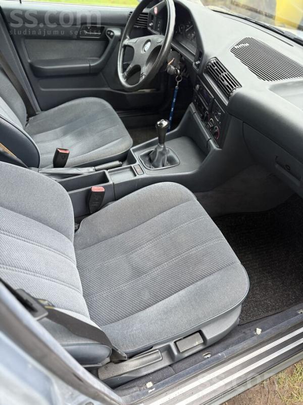 Zils BMW 520 1990 Rīga, ar dzinēja tilpumu 2.00 L un nobraukumu 137 tūkst. km par 4300 €, foto 9 vietnē AUTOMOTO.COM.LV
