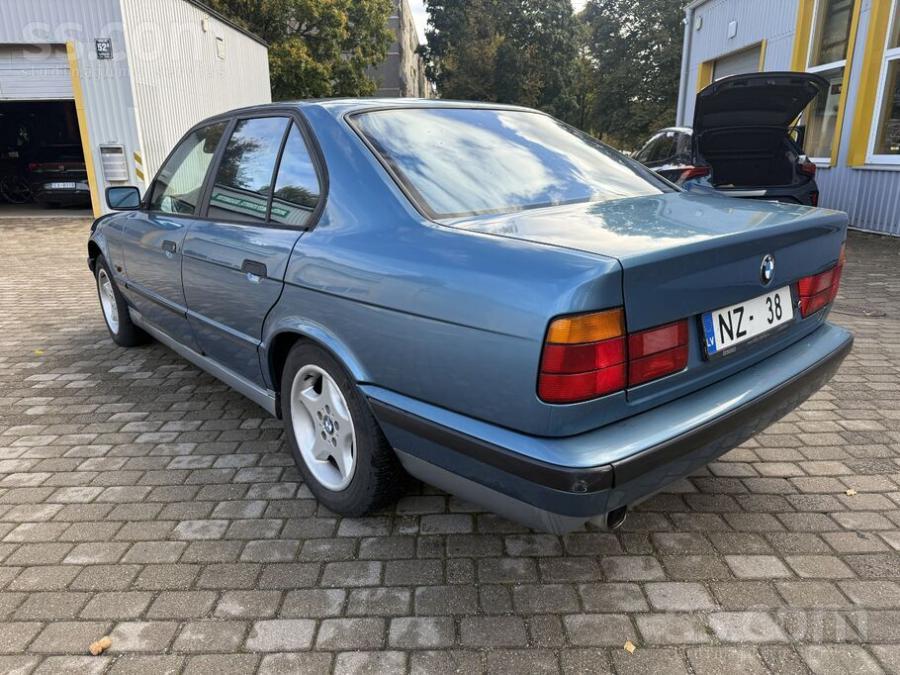 Синий БМВ 520 1995 в Рига, объемом двигателя 2.00 л и пробегом 268 тыс. км за 3000 €, фото 5 на AUTOMOTO.COM.LV