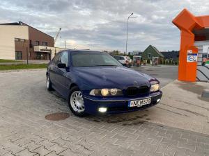 Синий БМВ 520 2000 в Плунге, объемом двигателя 2.00 л и пробегом 343 тыс. км за 2300 €, фото 1 на AUTOMOTO.COM.LV