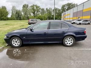 Zils BMW 520 2001 Rīga, ar dzinēja tilpumu 2.00 L un nobraukumu 286 tūkst. km par 2900 €, foto 2 vietnē AUTOMOTO.COM.LV