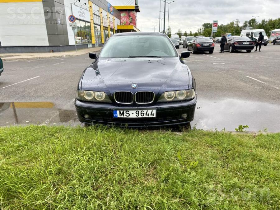 Zils BMW 520 2001 Rīga, ar dzinēja tilpumu 2.00 L un nobraukumu 286 tūkst. km par 2900 €, foto 8 vietnē AUTOMOTO.COM.LV
