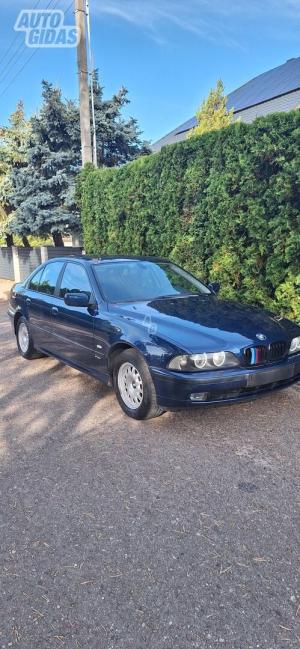 Zils BMW 520 2001 Marijampole, ar dzinēja tilpumu 2.00 L un nobraukumu 276 tūkst. km par 1950 €, foto  vietnē AUTOMOTO.COM.LV