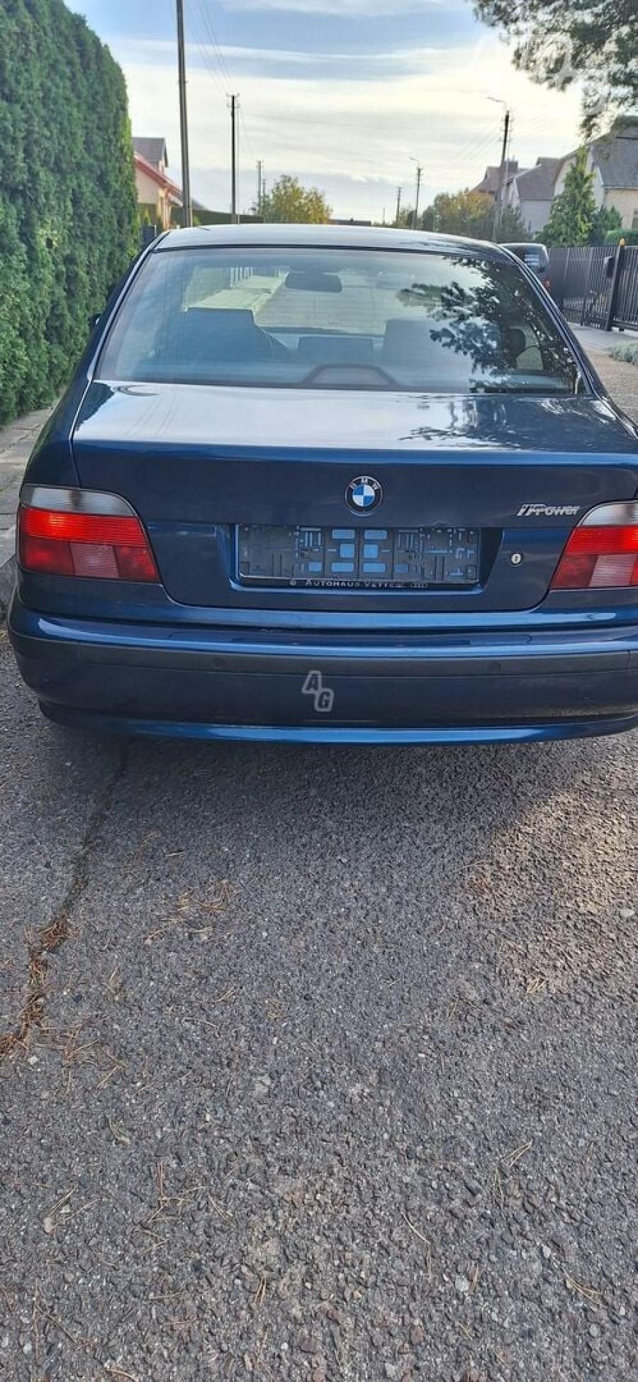 Blue BMW 520 2001 in Marijampole, with an engine capacity of 2.00 L and mileage of 276 thousand km for 1950 €, photo 10 on AUTOMOTO.COM.LV