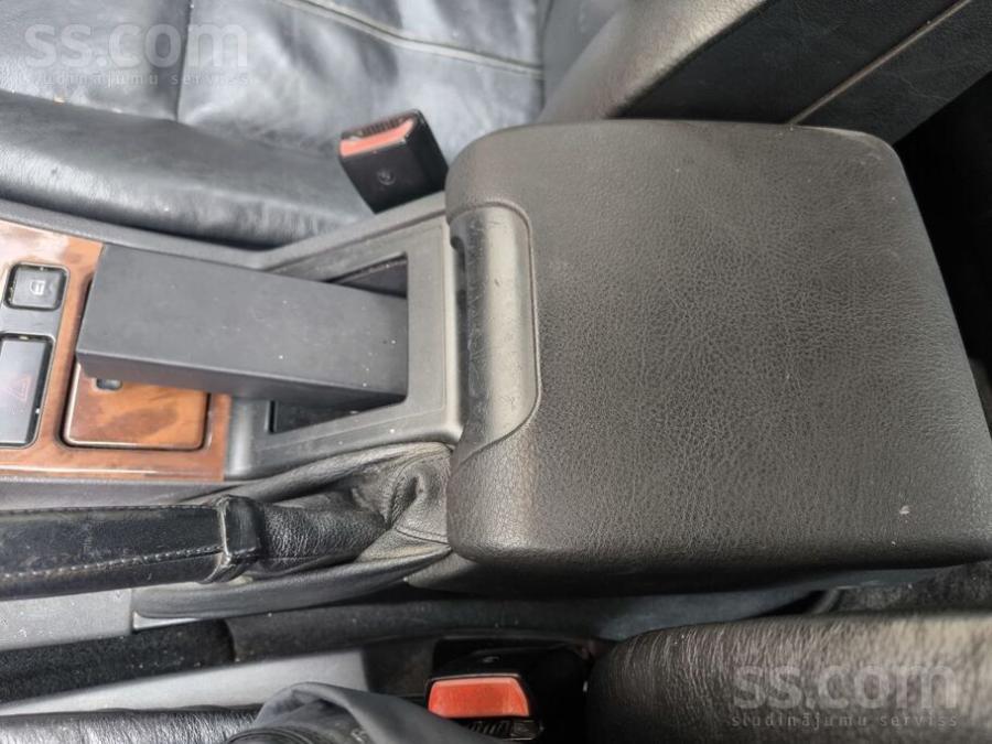 Zils BMW 520 2001 Rīga, ar dzinēja tilpumu 2.00 L un nobraukumu 286 tūkst. km par 1200 €, foto 8 vietnē AUTOMOTO.COM.LV