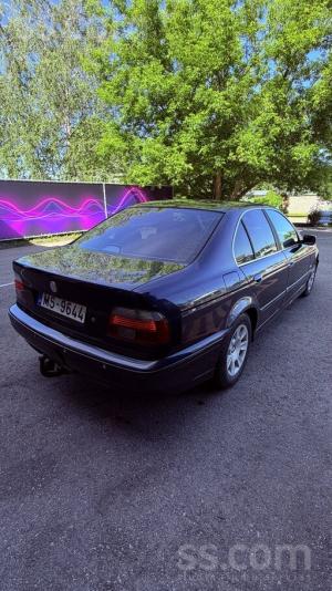 Синий БМВ 520 2001 в Рига, объемом двигателя 2.00 л и пробегом 289 тыс. км за 1980 €, фото 4 на AUTOMOTO.COM.LV