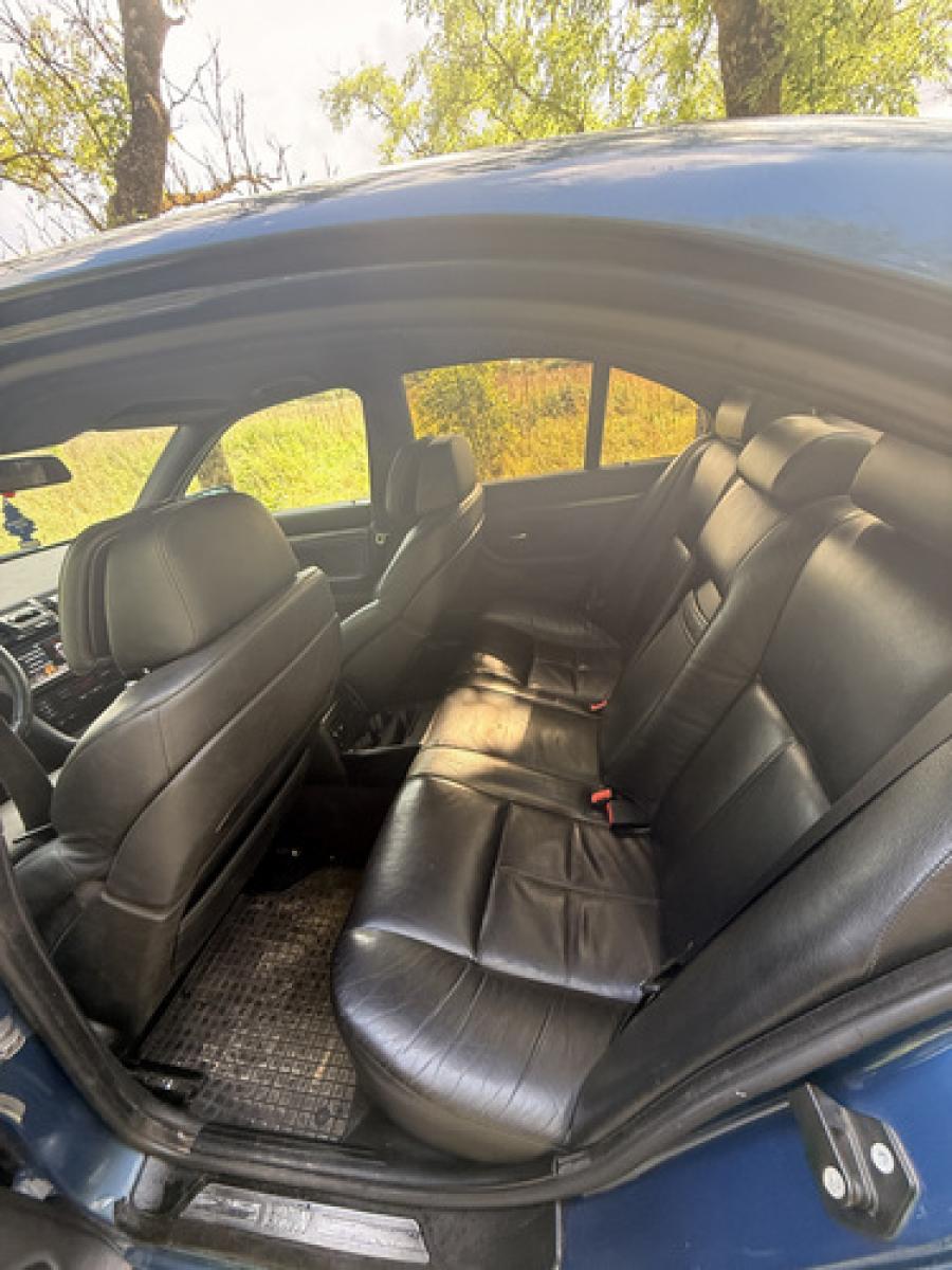 Zils BMW 520 2001 Rakvere, ar dzinēja tilpumu 2.50 L un nobraukumu 0 tūkst. km par 4499 €, foto 9 vietnē AUTOMOTO.COM.LV