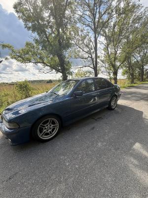 Zils BMW 520 2001 Rakvere, ar dzinēja tilpumu 2.50 L un nobraukumu 0 tūkst. km par 4499 €, foto 11 vietnē AUTOMOTO.COM.LV