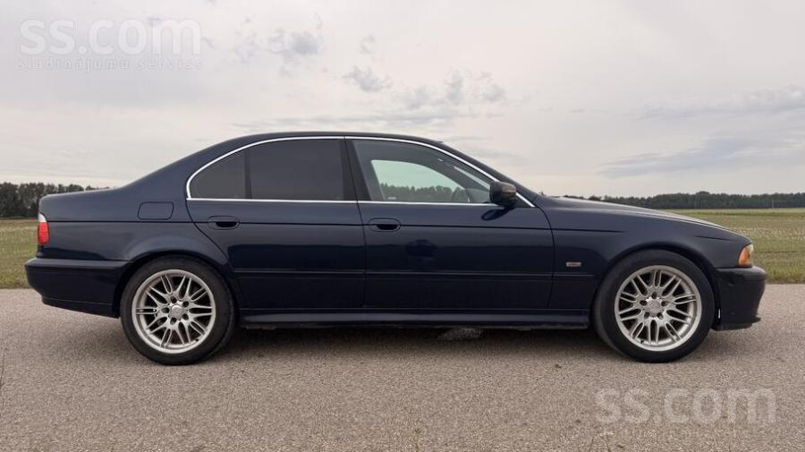 Zils BMW 520 2001 Bauska, ar dzinēja tilpumu 2.20 L un nobraukumu 304 tūkst. km par 3300 €, foto 9 vietnē AUTOMOTO.COM.LV