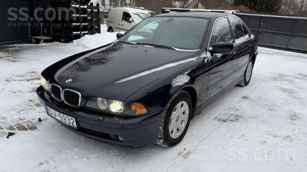 Blue BMW 520 2003 in Limbazi, with an engine capacity of 2.30 L and mileage of 156 thousand km for 3990 €, photo 1 on AUTOMOTO.COM.LV