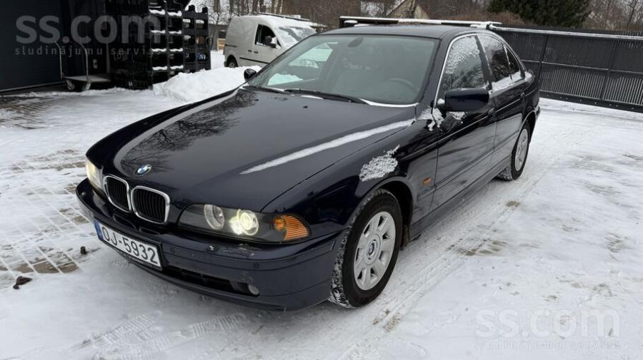 Blue BMW 520 2003 in Limbazi, with an engine capacity of 2.30 L and mileage of 156 thousand km for 3990 €, photo 1 on AUTOMOTO.COM.LV