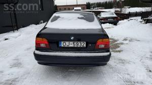 Blue BMW 520 2003 in Limbazi, with an engine capacity of 2.30 L and mileage of 156 thousand km for 3990 €, photo 5 on AUTOMOTO.COM.LV
