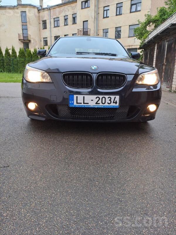 Blue BMW 520 2005 in Riga, with an engine capacity of 2.20 L and mileage of 248 thousand km for 9900 €, photo 1 on AUTOMOTO.COM.LV