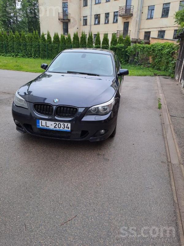 Blue BMW 520 2005 in Riga, with an engine capacity of 2.20 L and mileage of 248 thousand km for 9900 €, photo 2 on AUTOMOTO.COM.LV