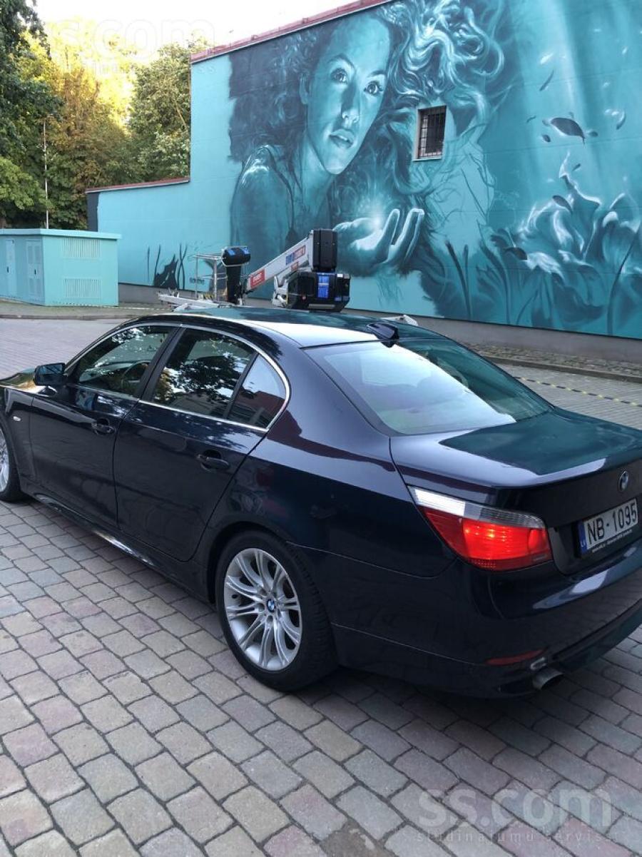 Blue BMW 520 2006 in Liepaja, with an engine capacity of 2.00 L and mileage of 373 thousand km for 3500 €, photo 5 on AUTOMOTO.COM.LV
