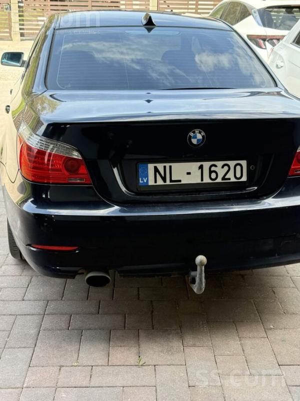 Zils BMW 520 2007 Valmiera, ar dzinēja tilpumu 2.00 L un nobraukumu 325 tūkst. km par 4400 €, foto 1 vietnē AUTOMOTO.COM.LV