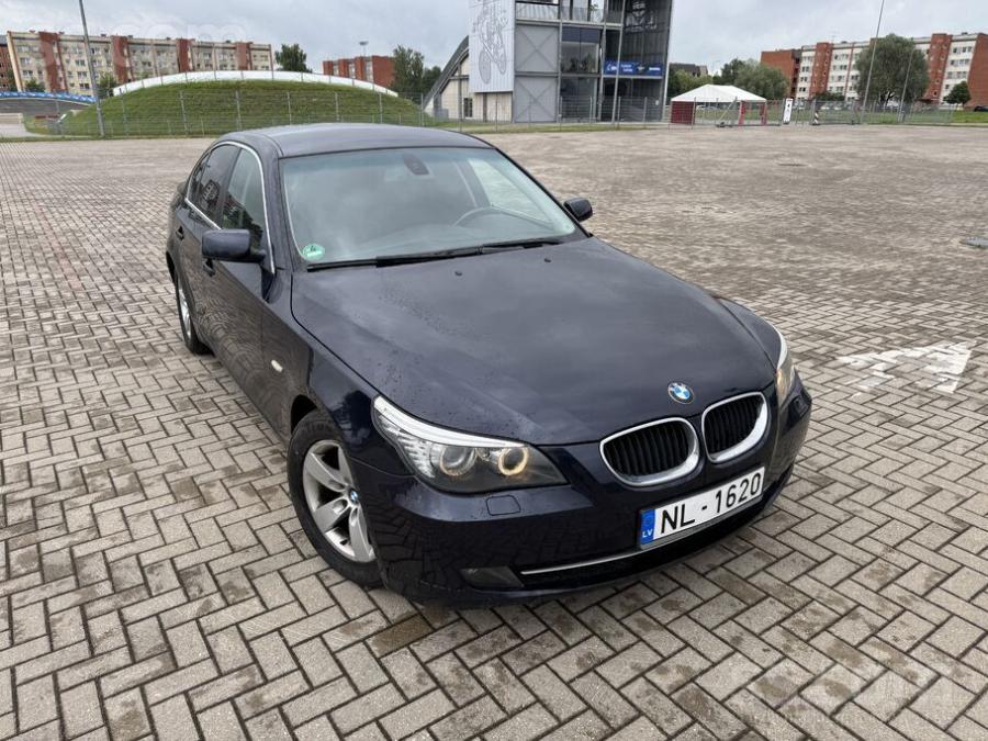 Zils BMW 520 2007 Valmiera, ar dzinēja tilpumu 2.00 L un nobraukumu 325 tūkst. km par 3950 €, foto 4 vietnē AUTOMOTO.COM.LV