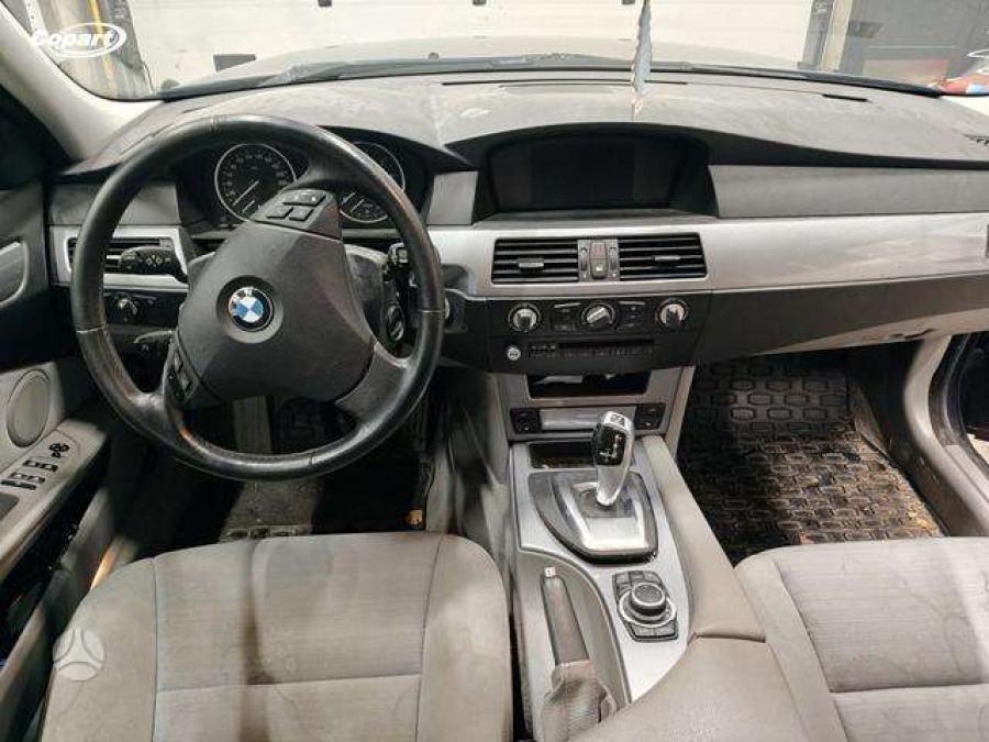 Blue BMW 520 2008 in Taurage, with an engine capacity of 2.00 L and mileage of 300 thousand km for 1950 €, photo 5 on AUTOMOTO.COM.LV