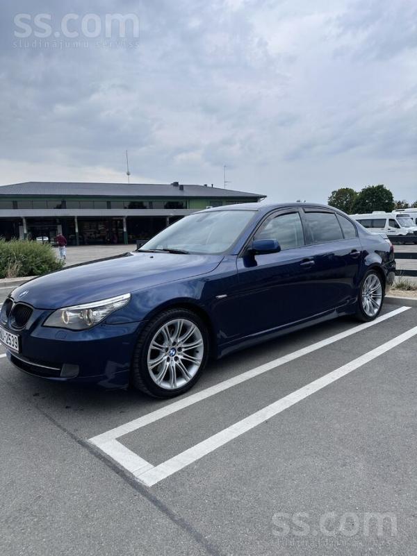 Zils BMW 520 2008 Bauska, ar dzinēja tilpumu 2.00 L un nobraukumu 348 tūkst. km par 4500 €, foto 2 vietnē AUTOMOTO.COM.LV