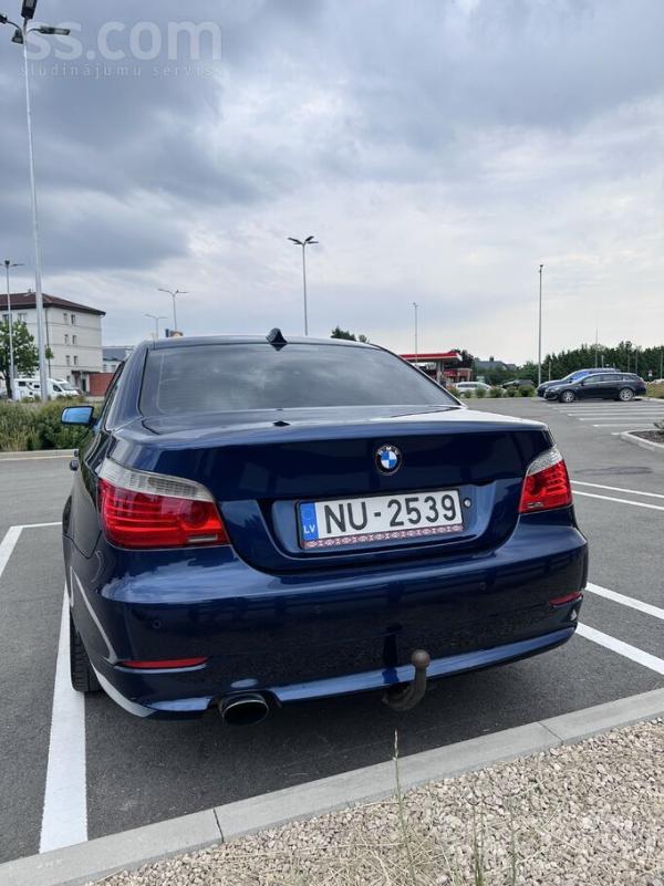 Zils BMW 520 2008 Bauska, ar dzinēja tilpumu 2.00 L un nobraukumu 348 tūkst. km par 4500 €, foto 3 vietnē AUTOMOTO.COM.LV