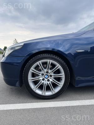 Blue BMW 520 2008 in Bauska, with an engine capacity of 2.00 L and mileage of 348 thousand km for 4500 €, photo 7 on AUTOMOTO.COM.LV