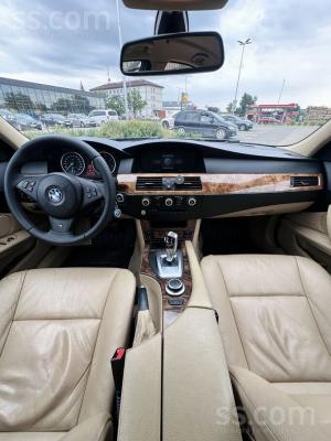 Blue BMW 520 2008 in Bauska, with an engine capacity of 2.00 L and mileage of 348 thousand km for 4500 €, photo 10 on AUTOMOTO.COM.LV