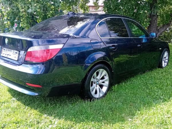 Blue BMW 520 2008 in Riga, with an engine capacity of 2.00 L and mileage of 360 thousand km for 3131 €, photo 4 on AUTOMOTO.COM.LV