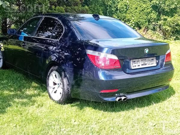 Blue BMW 520 2008 in Riga, with an engine capacity of 2.00 L and mileage of 360 thousand km for 3131 €, photo 5 on AUTOMOTO.COM.LV