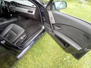 Zils BMW 520 2008 Rīga, ar dzinēja tilpumu 2.00 L un nobraukumu 360 tūkst. km par 3131 €, foto 18 vietnē AUTOMOTO.COM.LV