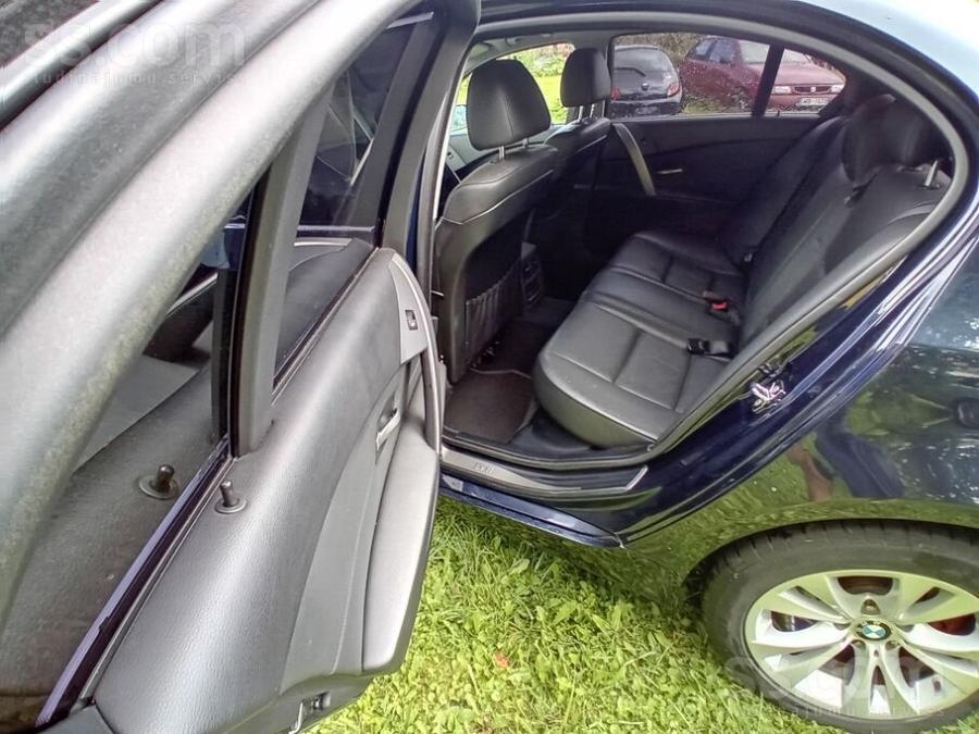 Zils BMW 520 2008 Rīga, ar dzinēja tilpumu 2.00 L un nobraukumu 360 tūkst. km par 3131 €, foto 20 vietnē AUTOMOTO.COM.LV