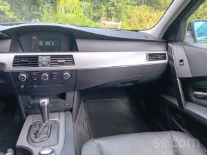 Zils BMW 520 2008 Rīga, ar dzinēja tilpumu 2.00 L un nobraukumu 360 tūkst. km par 3131 €, foto 22 vietnē AUTOMOTO.COM.LV