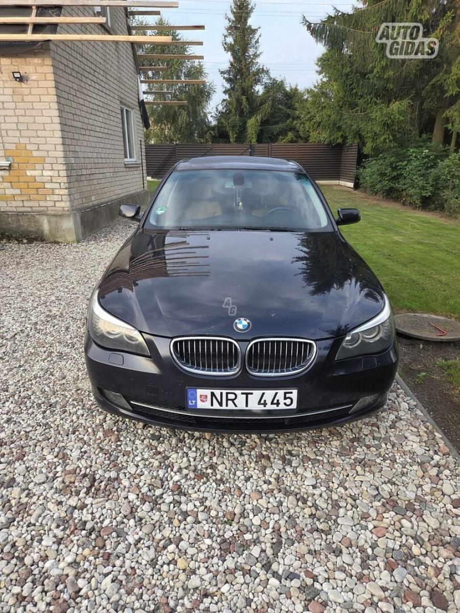 Blue BMW 520 2008 in Vilkaviskis, with an engine capacity of 2.00 L and mileage of 270 thousand km for 3000 €, photo 1 on AUTOMOTO.COM.LV
