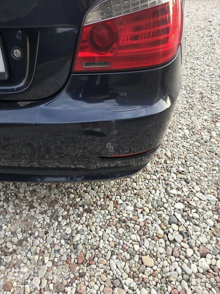 Blue BMW 520 2008 in Vilkaviskis, with an engine capacity of 2.00 L and mileage of 270 thousand km for 3000 €, photo 13 on AUTOMOTO.COM.LV