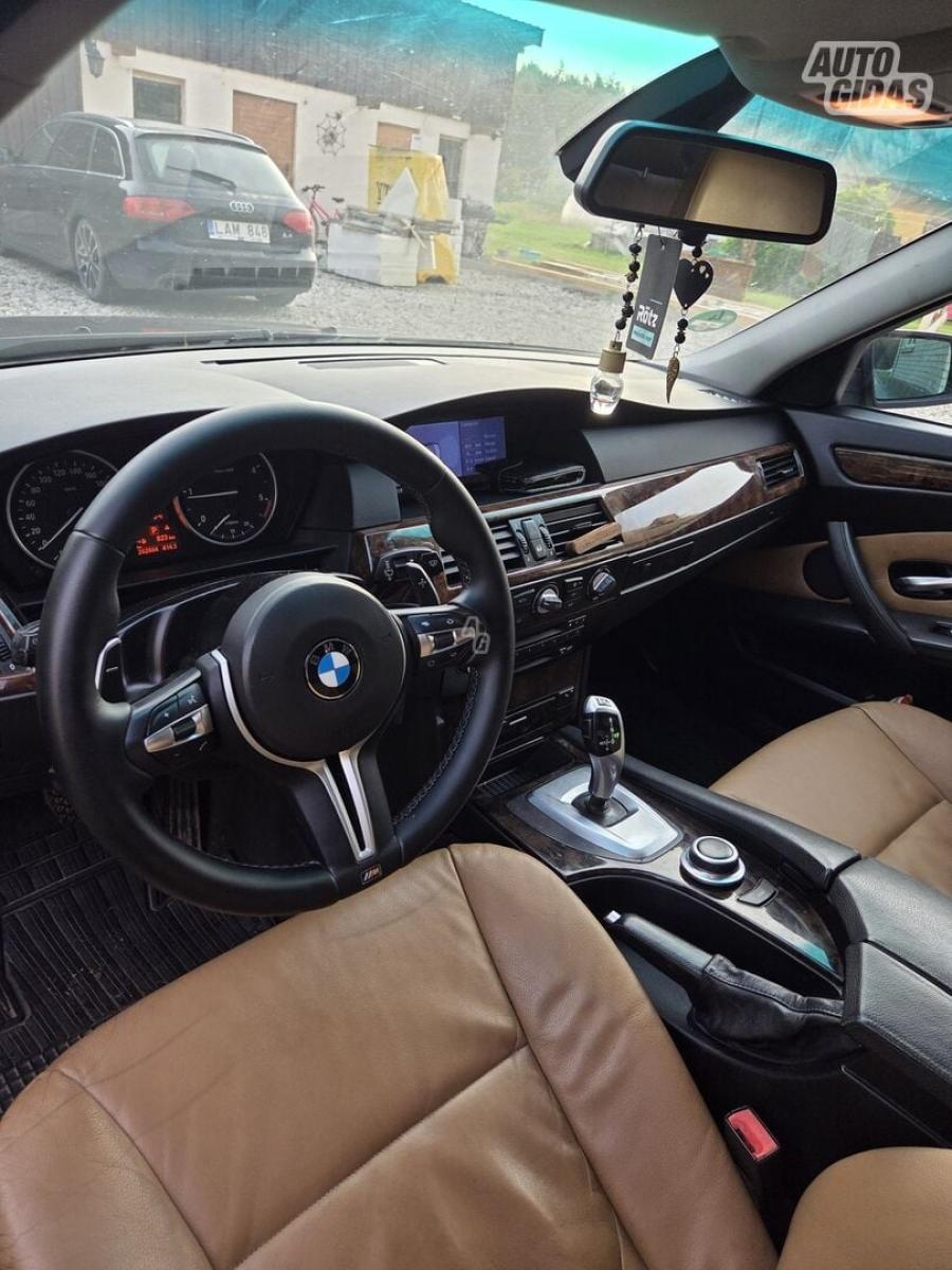 Blue BMW 520 2008 in Vilkaviskis, with an engine capacity of 2.00 L and mileage of 270 thousand km for 3000 €, photo 17 on AUTOMOTO.COM.LV