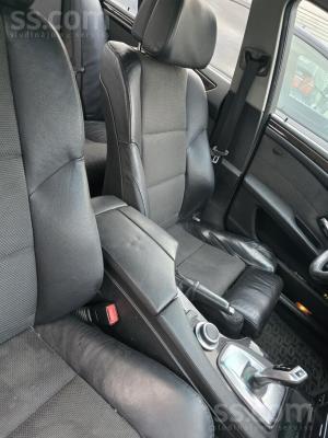 Blue BMW 520 2008 in Riga, with an engine capacity of 2.00 L and mileage of 440 thousand km for 2100 €, photo 9 on AUTOMOTO.COM.LV