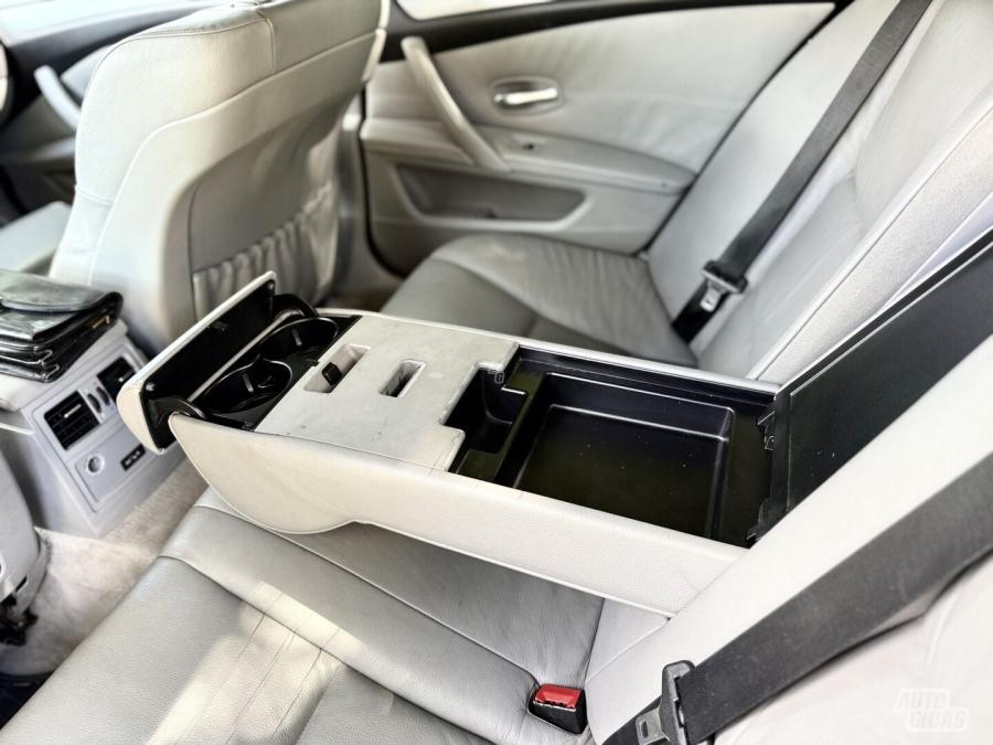 Blue BMW 520 2010 in Kaunas, with an engine capacity of 2.00 L and mileage of 370 thousand km for 4000 €, photo 23 on AUTOMOTO.COM.LV