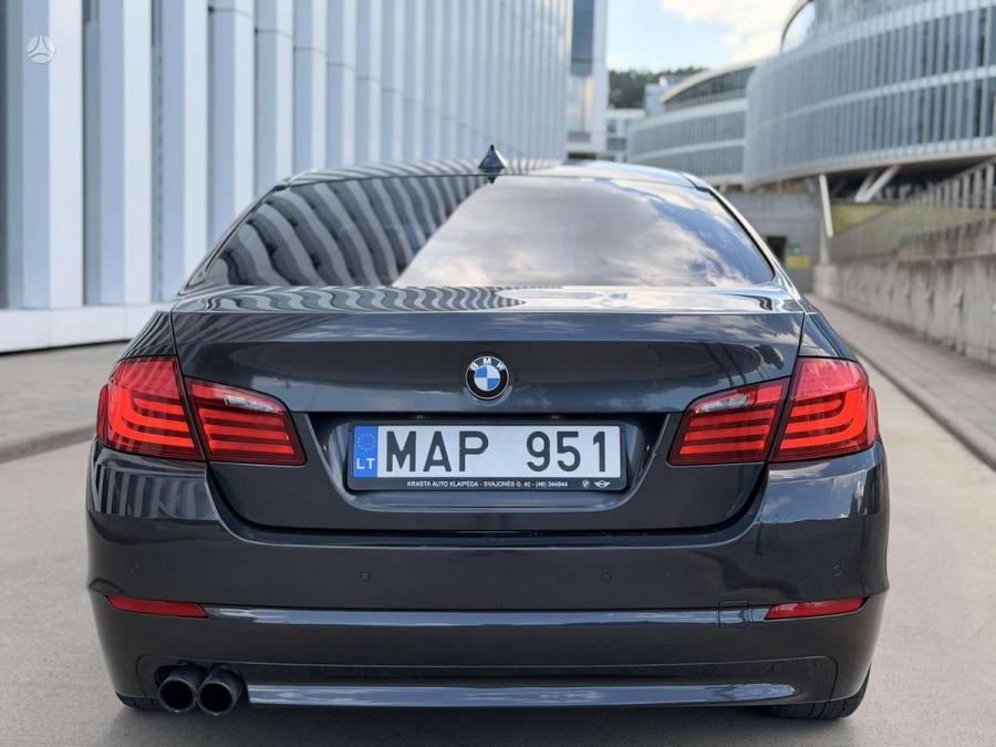 Zils BMW 520 2010 Viļņa, ar dzinēja tilpumu 2.00 L un nobraukumu 311 tūkst. km par 6300 €, foto 10 vietnē AUTOMOTO.COM.LV