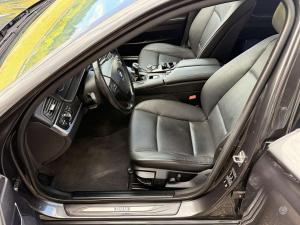 Zils BMW 520 2010 Viļņa, ar dzinēja tilpumu 2.00 L un nobraukumu 311 tūkst. km par 6300 €, foto 18 vietnē AUTOMOTO.COM.LV