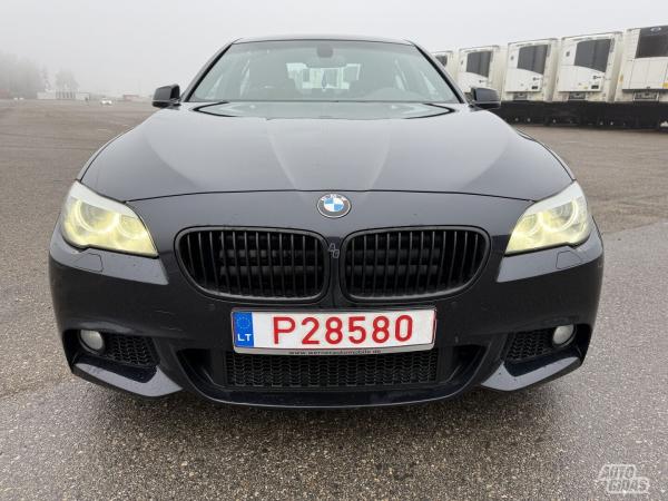Blue BMW 520 2011 in Vilnius, with an engine capacity of 2.00 L and mileage of 304 thousand km for 9699 €, photo 2 on AUTOMOTO.COM.LV