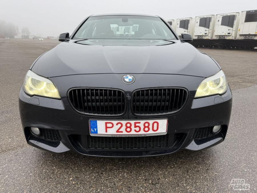 Blue BMW 520 2011 in Vilnius, with an engine capacity of 2.00 L and mileage of 304 thousand km for 9699 €, photo 2 on AUTOMOTO.COM.LV