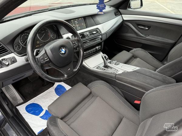 Blue BMW 520 2011 in Vilnius, with an engine capacity of 2.00 L and mileage of 304 thousand km for 9699 €, photo 6 on AUTOMOTO.COM.LV