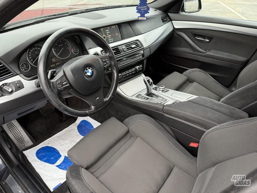 Blue BMW 520 2011 in Vilnius, with an engine capacity of 2.00 L and mileage of 304 thousand km for 9699 €, photo 6 on AUTOMOTO.COM.LV