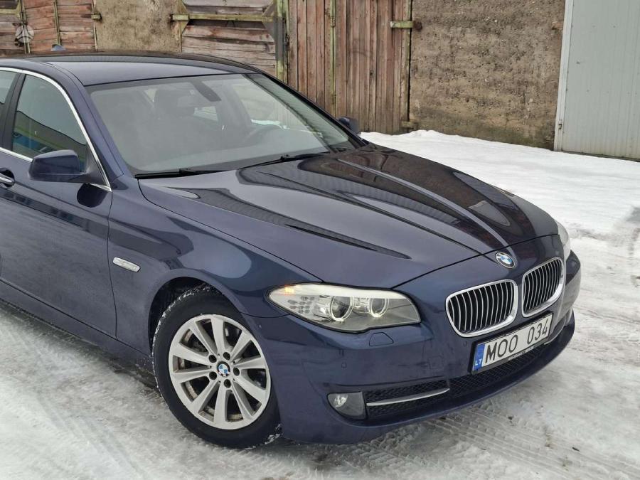 Zils BMW 520 2011 Šilutė, ar dzinēja tilpumu 2.00 L un nobraukumu 320 tūkst. km par 6999 €, foto 7 vietnē AUTOMOTO.COM.LV