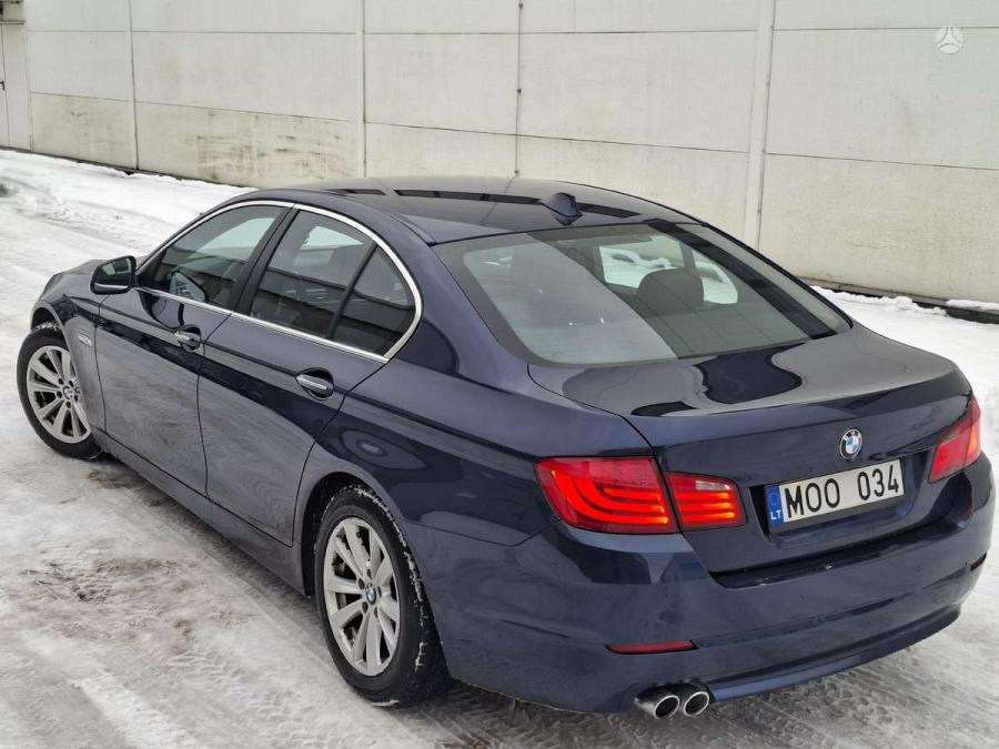 Zils BMW 520 2011 Šilutė, ar dzinēja tilpumu 2.00 L un nobraukumu 320 tūkst. km par 6999 €, foto 8 vietnē AUTOMOTO.COM.LV