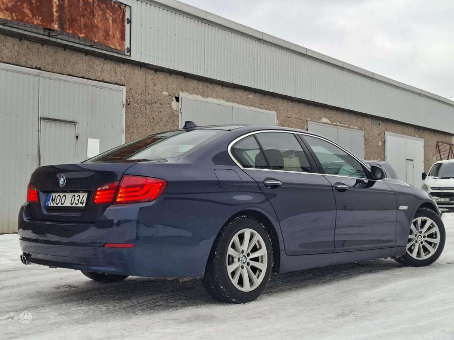 Zils BMW 520 2011 Šilutė, ar dzinēja tilpumu 2.00 L un nobraukumu 320 tūkst. km par 6999 €, foto 9 vietnē AUTOMOTO.COM.LV